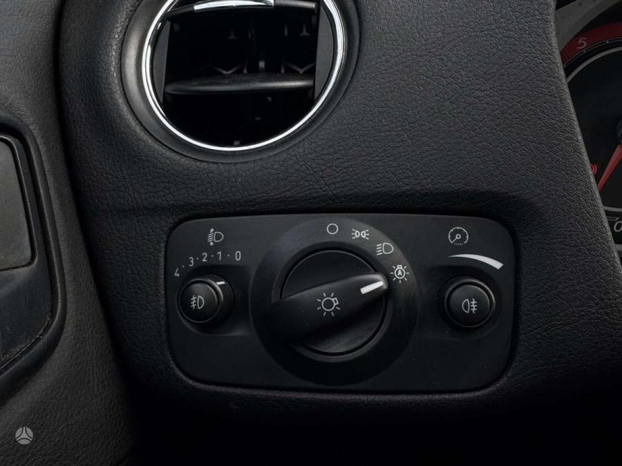 Grey Ford Mondeo 2008 in Vilnius, with an engine capacity of 2.00 L and mileage of 298 thousand km for 2190 €, photo 43 on AUTOMOTO.COM.LV
