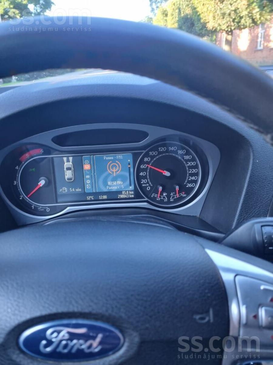 Grey Ford Mondeo 2008 in Valka, with an engine capacity of 2.00 L and mileage of 299 thousand km for 1800 €, photo 11 on AUTOMOTO.COM.LV