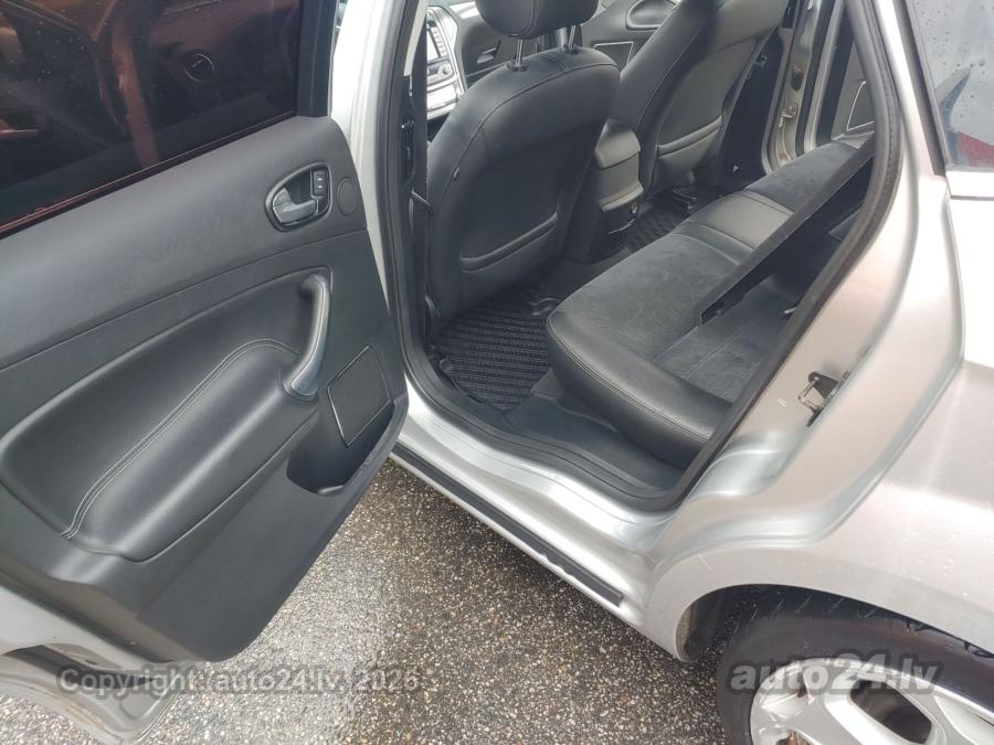 Pelēks Ford Mondeo 2008 Tartu, ar dzinēja tilpumu 2.20 L un nobraukumu 248 tūkst. km par 4400 €, foto 8 vietnē AUTOMOTO.COM.LV