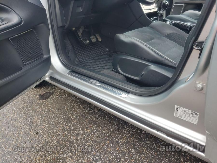 Pelēks Ford Mondeo 2008 Tartu, ar dzinēja tilpumu 2.20 L un nobraukumu 248 tūkst. km par 4400 €, foto 9 vietnē AUTOMOTO.COM.LV