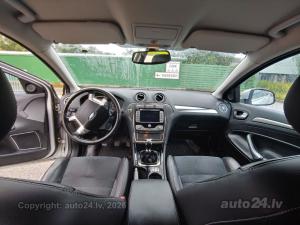 Pelēks Ford Mondeo 2008 Tartu, ar dzinēja tilpumu 2.20 L un nobraukumu 248 tūkst. km par 4400 €, foto 17 vietnē AUTOMOTO.COM.LV