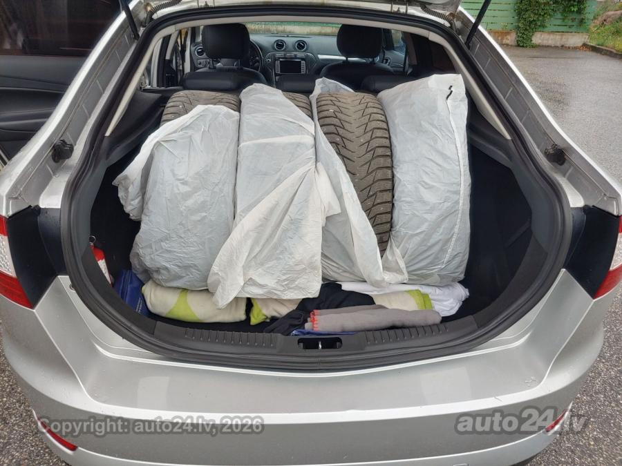 Pelēks Ford Mondeo 2008 Tartu, ar dzinēja tilpumu 2.20 L un nobraukumu 248 tūkst. km par 4400 €, foto 20 vietnē AUTOMOTO.COM.LV
