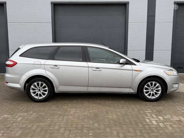 Pelēks Ford Mondeo 2008 Viļņa, ar dzinēja tilpumu 2.00 L un nobraukumu 333 tūkst. km par 2150 €, foto 8 vietnē AUTOMOTO.COM.LV