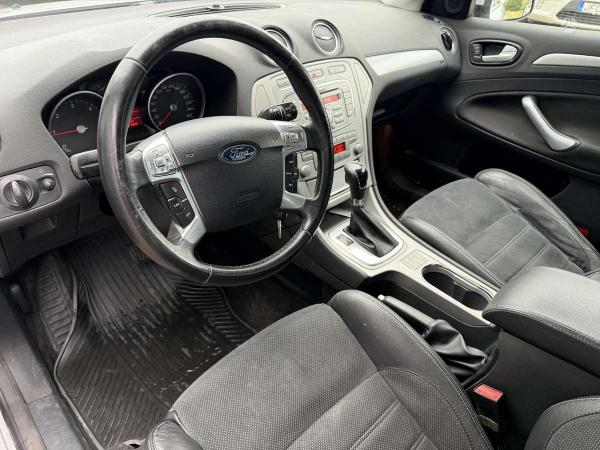 Pelēks Ford Mondeo 2008 Viļņa, ar dzinēja tilpumu 2.00 L un nobraukumu 333 tūkst. km par 2150 €, foto 11 vietnē AUTOMOTO.COM.LV
