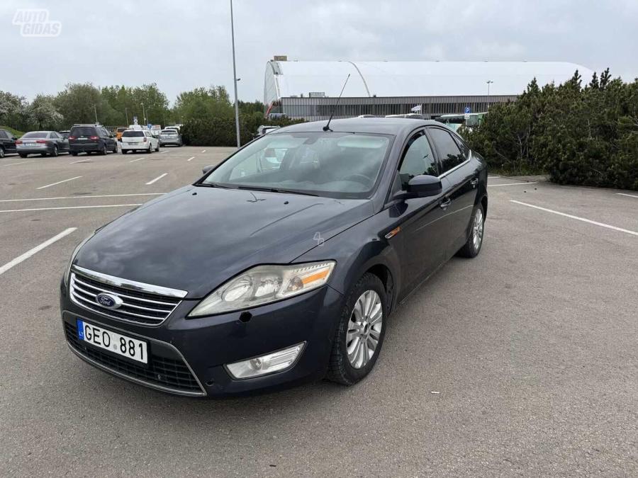 Grey Ford Mondeo 2009 in Siauliai, with an engine capacity of 1.80 L and mileage of 350 thousand km for 1500 €, photo 3 on AUTOMOTO.COM.LV