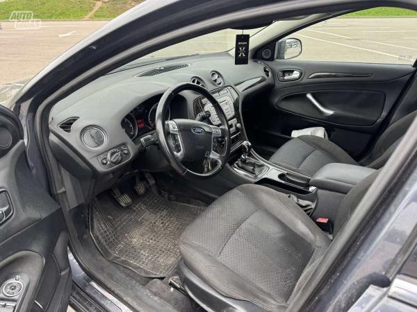Pelēks Ford Mondeo 2009 Šauļi, ar dzinēja tilpumu 1.80 L un nobraukumu 350 tūkst. km par 1500 €, foto 8 vietnē AUTOMOTO.COM.LV