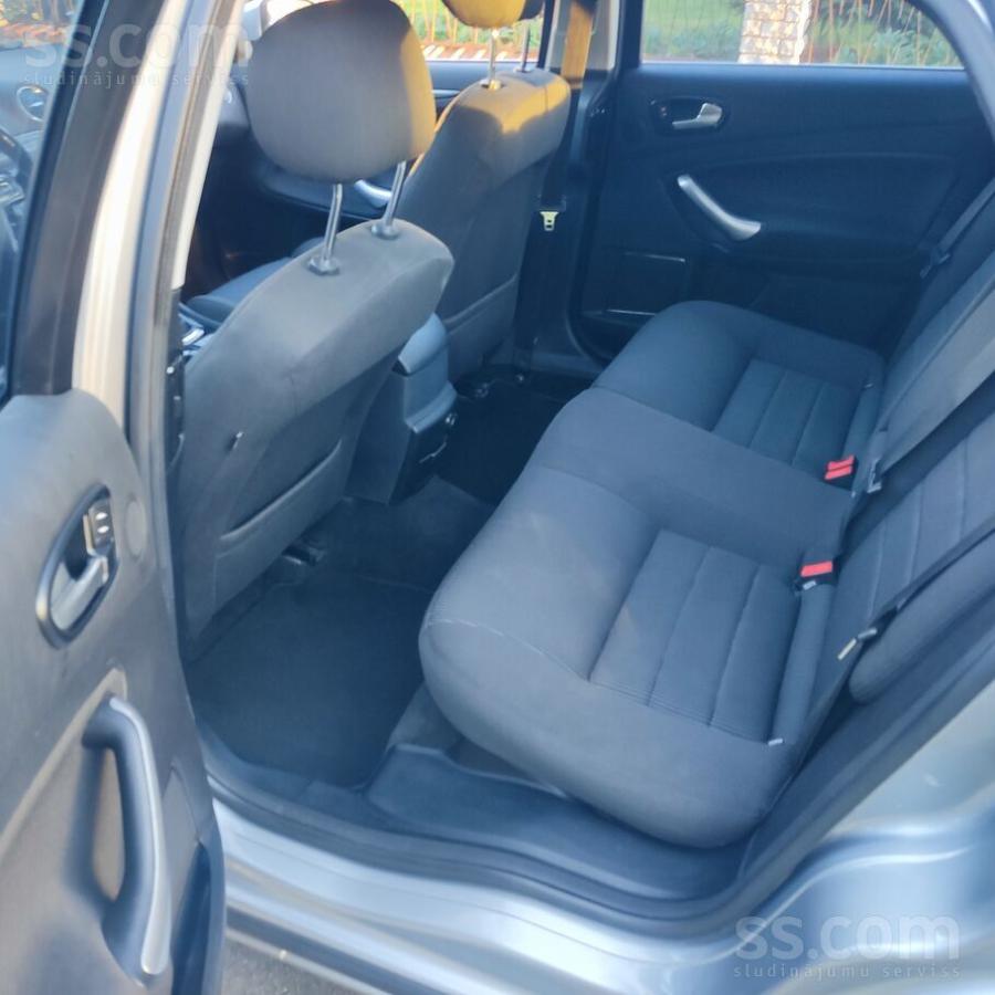 Pelēks Ford Mondeo 2009 Jēkabpils, ar dzinēja tilpumu 2.00 L un nobraukumu 358 tūkst. km par 1950 €, foto 11 vietnē AUTOMOTO.COM.LV