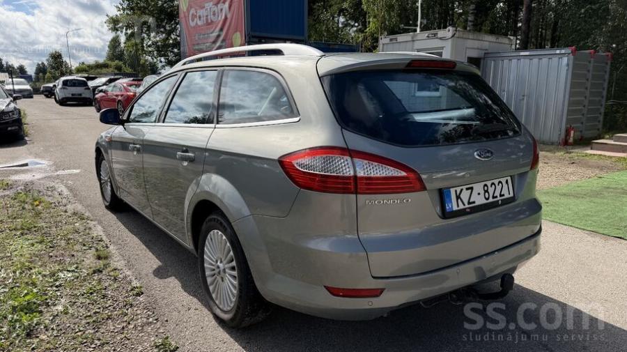 Pelēks Ford Mondeo 2009 Rīga, ar dzinēja tilpumu 1.80 L un nobraukumu 322 tūkst. km par 1100 €, foto 4 vietnē AUTOMOTO.COM.LV