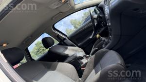 Pelēks Ford Mondeo 2009 Rīga, ar dzinēja tilpumu 1.80 L un nobraukumu 322 tūkst. km par 1100 €, foto 8 vietnē AUTOMOTO.COM.LV