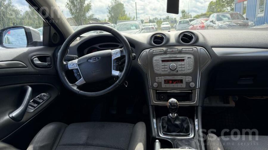 Pelēks Ford Mondeo 2009 Rīga, ar dzinēja tilpumu 1.80 L un nobraukumu 322 tūkst. km par 1100 €, foto 11 vietnē AUTOMOTO.COM.LV