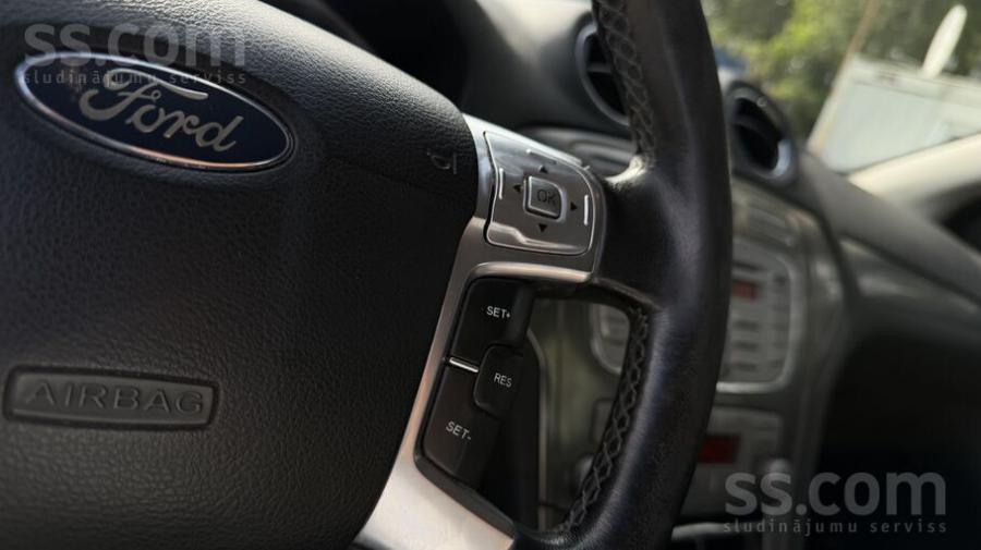 Pelēks Ford Mondeo 2009 Rīga, ar dzinēja tilpumu 1.80 L un nobraukumu 322 tūkst. km par 1100 €, foto 13 vietnē AUTOMOTO.COM.LV