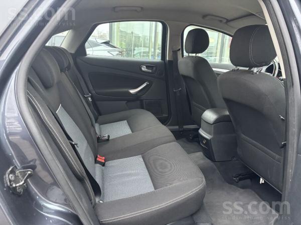 Pelēks Ford Mondeo 2010 Rīga, ar dzinēja tilpumu 1.80 L un nobraukumu 279 tūkst. km par 2790 €, foto 7 vietnē AUTOMOTO.COM.LV