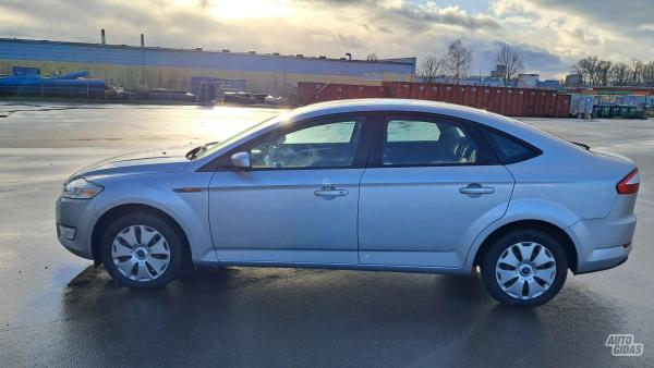 Pelēks Ford Mondeo 2010 Klaipėda, ar dzinēja tilpumu 2.00 L un nobraukumu 286 tūkst. km par 3500 €, foto 4 vietnē AUTOMOTO.COM.LV