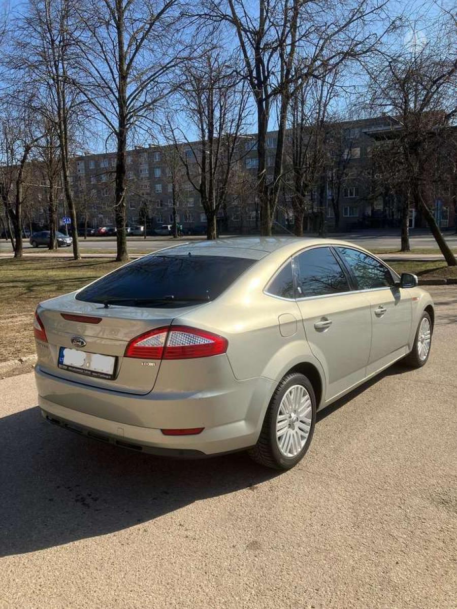 Grey Ford Mondeo 2010 in Kaunas, with an engine capacity of 2.00 L and mileage of 349 thousand km for 2850 €, photo 2 on AUTOMOTO.COM.LV