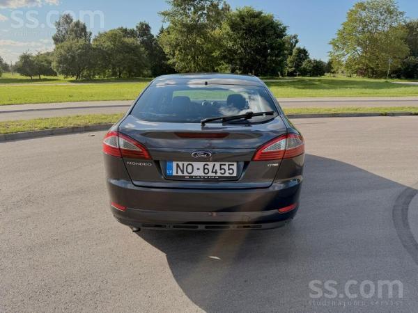 Pelēks Ford Mondeo 2010 Rīga, ar dzinēja tilpumu 1.80 L un nobraukumu 352 tūkst. km par 4450 €, foto 8 vietnē AUTOMOTO.COM.LV