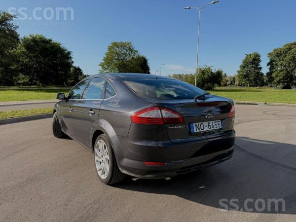 Pelēks Ford Mondeo 2010 Rīga, ar dzinēja tilpumu 1.80 L un nobraukumu 352 tūkst. km par 4450 €, foto 9 vietnē AUTOMOTO.COM.LV