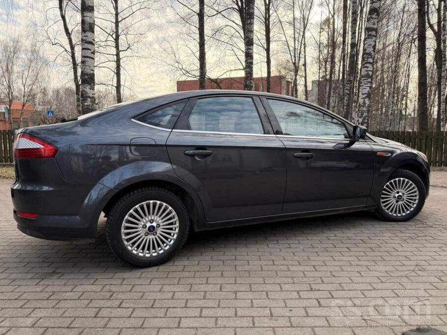 Grey Ford Mondeo 2010 in Riga, with an engine capacity of 1.80 L and mileage of 354 thousand km for 3450 €, photo 17 on AUTOMOTO.COM.LV