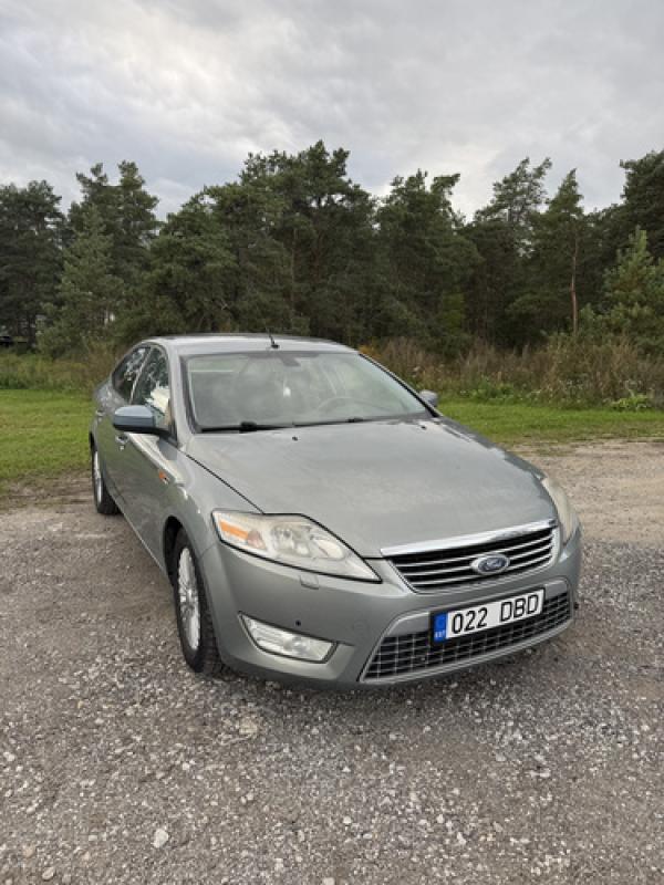 Ford Mondeo 2010 in Tallinn on AUTOMOTO.COM.LV Grey Ford Mondeo 2010 in Tallinn, with an engine capacity of 2.00 L and mileage of 290 thousand km for 2000 €, photo 3 on AUTOMOTO.COM.LV