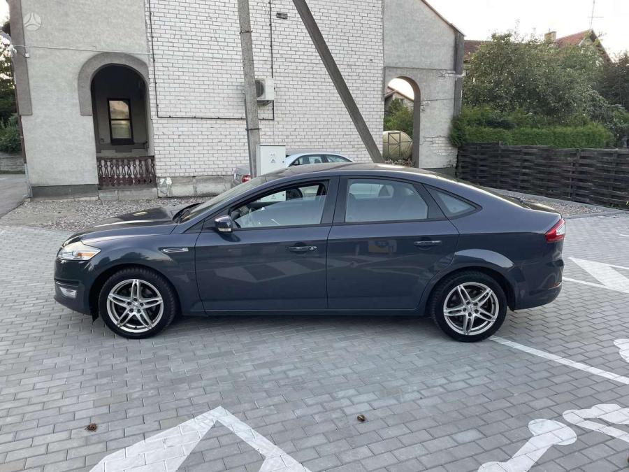 Grey Ford Mondeo 2011 in Alytus, with an engine capacity of 1.56 L and mileage of 107 thousand km for 2850 €, photo 7 on AUTOMOTO.COM.LV