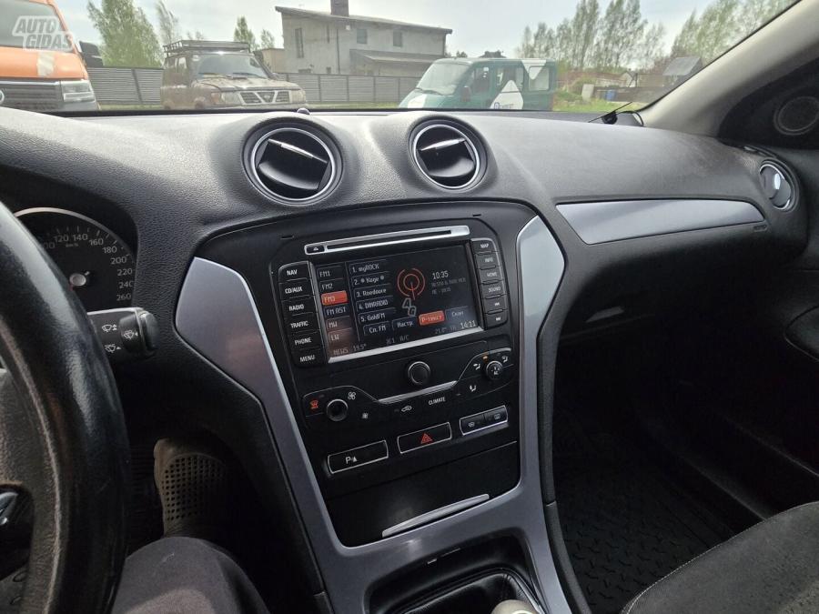 Pelēks Ford Mondeo 2012 Šauļi, ar dzinēja tilpumu 2.00 L un nobraukumu 400 tūkst. km par 1550 €, foto 11 vietnē AUTOMOTO.COM.LV
