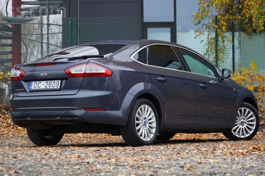 Grey Ford Mondeo 2012 in Riga, with an engine capacity of 2.00 L and mileage of 333 thousand km for 3990 €, photo 7 on AUTOMOTO.COM.LV