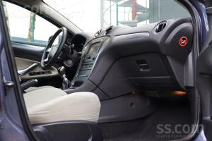 Grey Ford Mondeo 2012 in Riga, with an engine capacity of 2.00 L and mileage of 333 thousand km for 3990 €, photo 12 on AUTOMOTO.COM.LV
