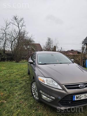 Grey Ford Mondeo 2012 in Valmiera, with an engine capacity of 2.00 L and mileage of 332 thousand km for 3900 €, photo 3 on AUTOMOTO.COM.LV