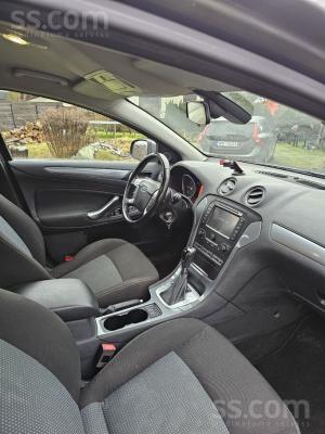 Grey Ford Mondeo 2012 in Valmiera, with an engine capacity of 2.00 L and mileage of 332 thousand km for 3900 €, photo 13 on AUTOMOTO.COM.LV