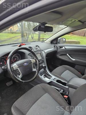 Grey Ford Mondeo 2012 in Valmiera, with an engine capacity of 2.00 L and mileage of 332 thousand km for 3900 €, photo 15 on AUTOMOTO.COM.LV