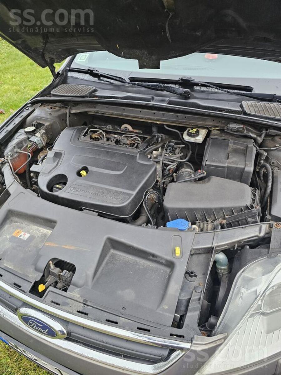 Grey Ford Mondeo 2012 in Valmiera, with an engine capacity of 2.00 L and mileage of 332 thousand km for 3900 €, photo 18 on AUTOMOTO.COM.LV