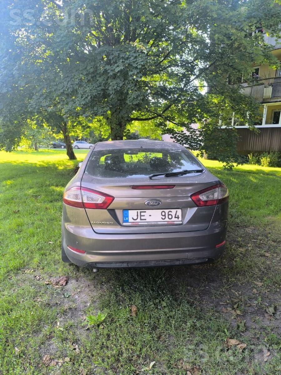 Pelēks Ford Mondeo 2012 Rīga, ar dzinēja tilpumu 2.00 L un nobraukumu 230 tūkst. km par 3199 €, foto 5 vietnē AUTOMOTO.COM.LV