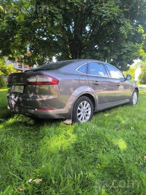 Pelēks Ford Mondeo 2012 Rīga, ar dzinēja tilpumu 2.00 L un nobraukumu 230 tūkst. km par 3199 €, foto 9 vietnē AUTOMOTO.COM.LV