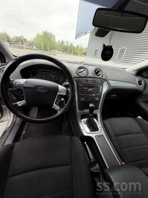 Pelēks Ford Mondeo 2013 Rīga, ar dzinēja tilpumu 2.00 L un nobraukumu 189 tūkst. km par 4700 €, foto 9 vietnē AUTOMOTO.COM.LV