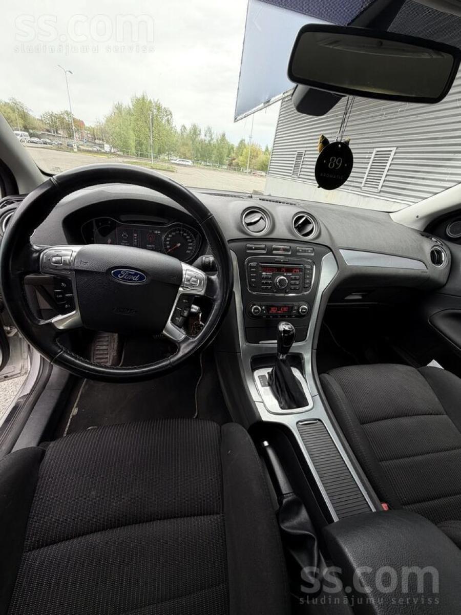 Pelēks Ford Mondeo 2013 Rīga, ar dzinēja tilpumu 2.00 L un nobraukumu 189 tūkst. km par 4700 €, foto 9 vietnē AUTOMOTO.COM.LV
