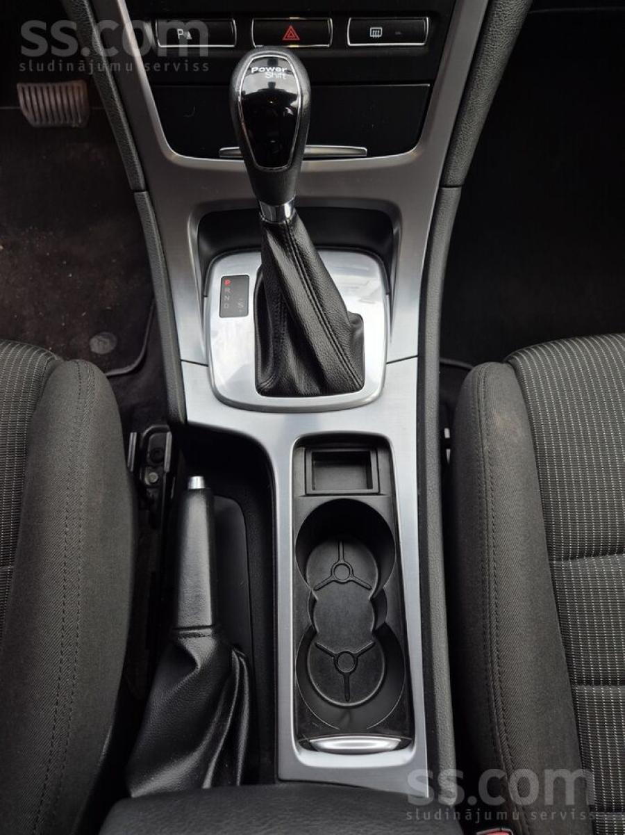 Pelēks Ford Mondeo 2013 Jelgava, ar dzinēja tilpumu 2.00 L un nobraukumu 188 tūkst. km par 5550 €, foto 13 vietnē AUTOMOTO.COM.LV
