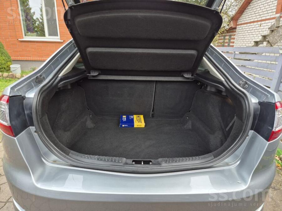 Pelēks Ford Mondeo 2013 Jelgava, ar dzinēja tilpumu 2.00 L un nobraukumu 188 tūkst. km par 5550 €, foto 19 vietnē AUTOMOTO.COM.LV