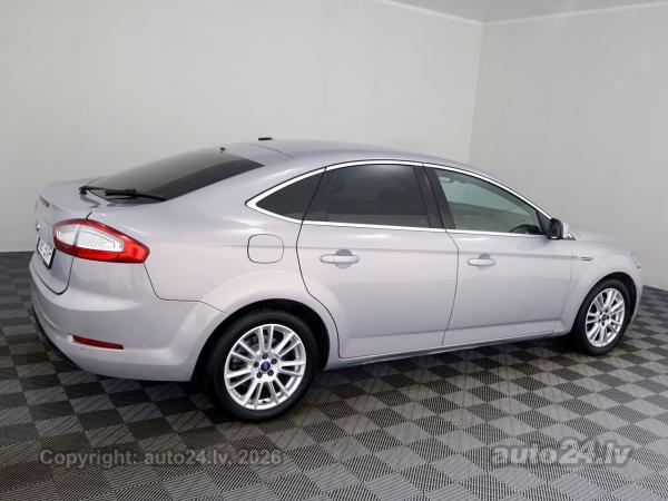 Pelēks Ford Mondeo 2014 Tallina, ar dzinēja tilpumu 2.00 L un nobraukumu 349 tūkst. km par 2999 €, foto 3 vietnē AUTOMOTO.COM.LV