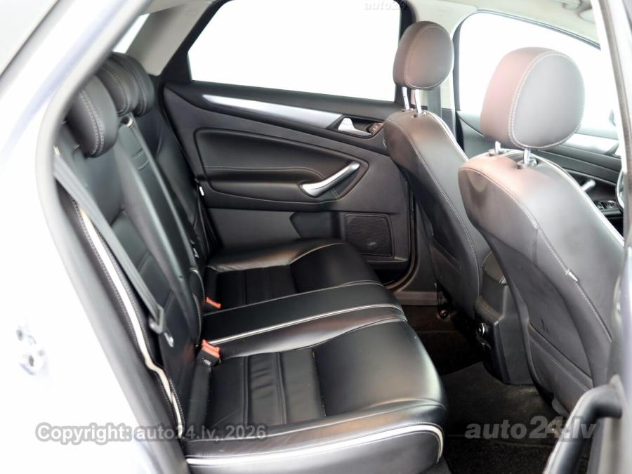 Pelēks Ford Mondeo 2014 Tallina, ar dzinēja tilpumu 2.00 L un nobraukumu 349 tūkst. km par 2999 €, foto 8 vietnē AUTOMOTO.COM.LV