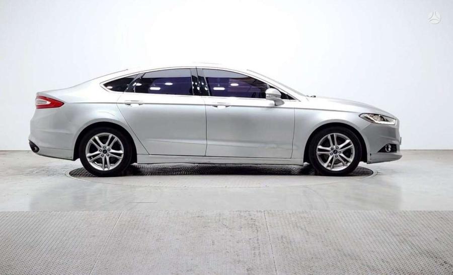 Pelēks Ford Mondeo 2015 Viļņa, ar dzinēja tilpumu 2.00 L un nobraukumu 240 tūkst. km par 7744 €, foto 3 vietnē AUTOMOTO.COM.LV