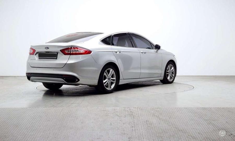 Pelēks Ford Mondeo 2015 Viļņa, ar dzinēja tilpumu 2.00 L un nobraukumu 240 tūkst. km par 7744 €, foto 5 vietnē AUTOMOTO.COM.LV