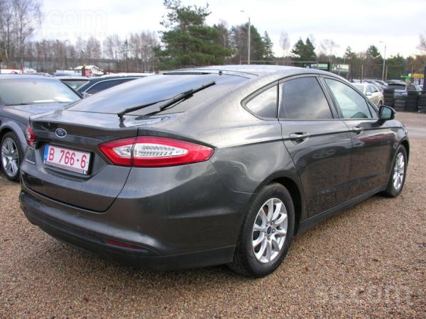Pelēks Ford Mondeo 2015 Rīga, ar dzinēja tilpumu 2.00 L un nobraukumu 199 tūkst. km par 8350 €, foto 3 vietnē AUTOMOTO.COM.LV