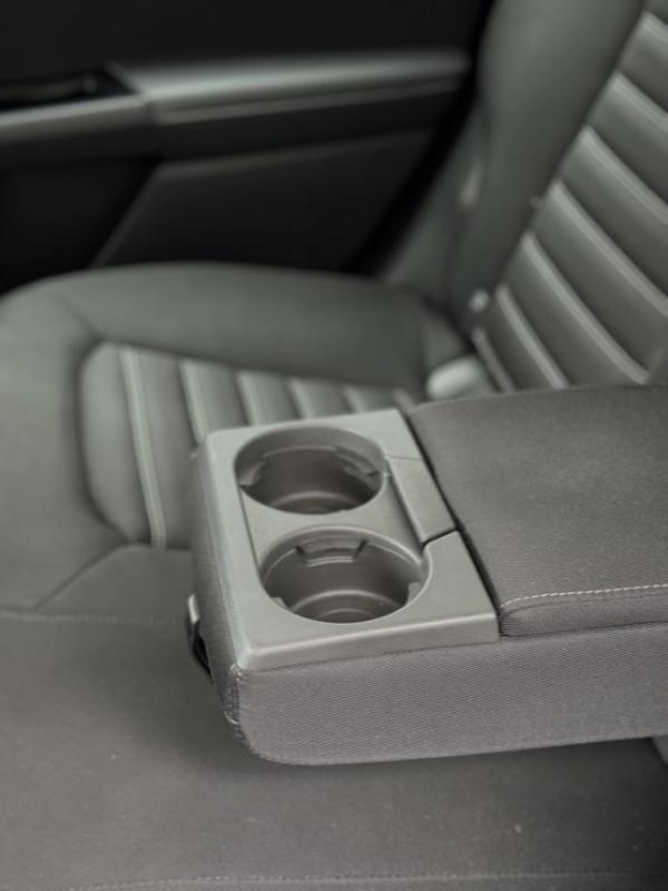 Grey Ford Mondeo 2015 in Riga, with an engine capacity of 1.50 L and mileage of 121 thousand km for 9200 €, photo 9 on AUTOMOTO.COM.LV