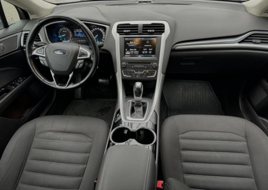 Pelēks Ford Mondeo 2015 Rīga, ar dzinēja tilpumu 1.50 L un nobraukumu 121 tūkst. km par 9200 €, foto 13 vietnē AUTOMOTO.COM.LV
