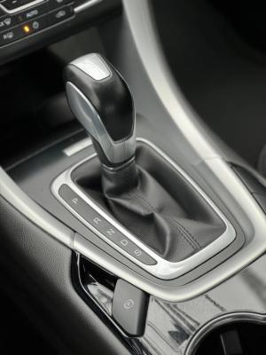 Pelēks Ford Mondeo 2015 Rīga, ar dzinēja tilpumu 1.50 L un nobraukumu 121 tūkst. km par 9200 €, foto 16 vietnē AUTOMOTO.COM.LV