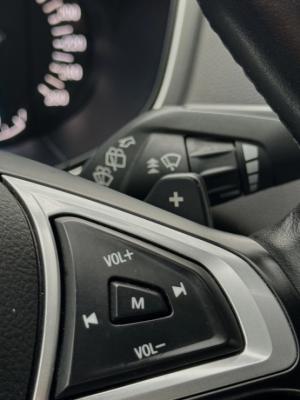 Pelēks Ford Mondeo 2015 Rīga, ar dzinēja tilpumu 1.50 L un nobraukumu 121 tūkst. km par 9200 €, foto 17 vietnē AUTOMOTO.COM.LV