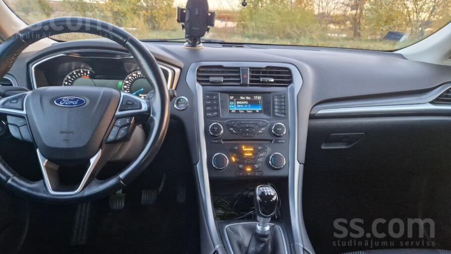 Pelēks Ford Mondeo 2015 Rīga, ar dzinēja tilpumu 1.60 L un nobraukumu 153 tūkst. km par 7000 €, foto 12 vietnē AUTOMOTO.COM.LV