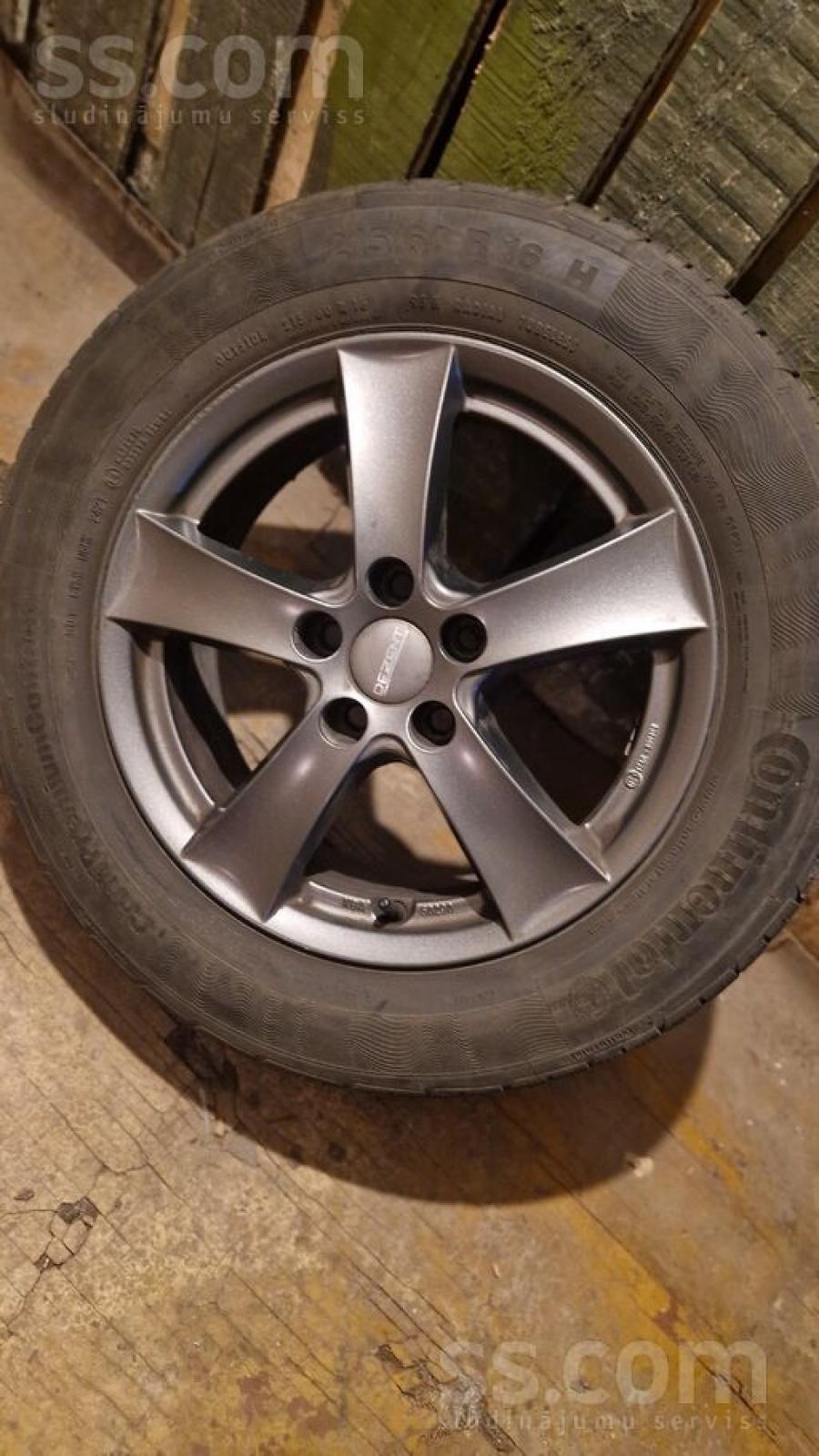 Pelēks Ford Mondeo 2015 Rīga, ar dzinēja tilpumu 1.60 L un nobraukumu 153 tūkst. km par 7000 €, foto 18 vietnē AUTOMOTO.COM.LV