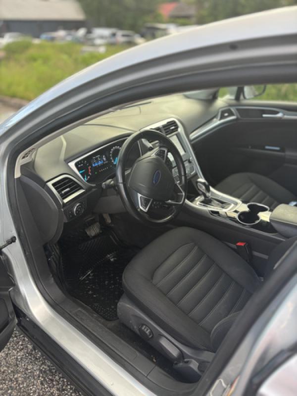 Grey Ford Mondeo 2015 in Tartu, with an engine capacity of 0.00 L and mileage of 188 thousand km for 7400 €, photo 7 on AUTOMOTO.COM.LV