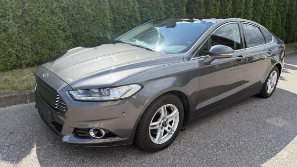 Grey Ford Mondeo 2015 in Kaunas, with an engine capacity of 1.50 L and mileage of 273 thousand km for 6750 €, photo 3 on AUTOMOTO.COM.LV