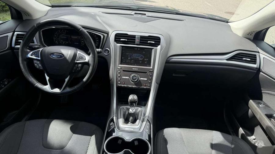 Grey Ford Mondeo 2015 in Kaunas, with an engine capacity of 1.50 L and mileage of 273 thousand km for 6750 €, photo 10 on AUTOMOTO.COM.LV